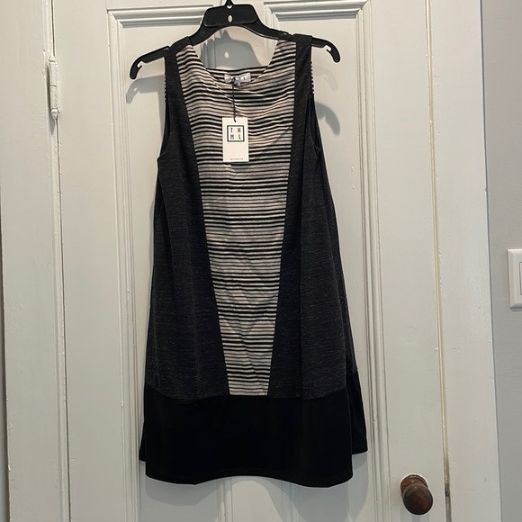 THML | Dresses | Thml Black And Grey Striped Shift Dress Sleeveless ...